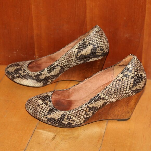 Clarks | Shoes | Clarks Indigo Black Tan Snakeskin Wooden Wedge Heel ...